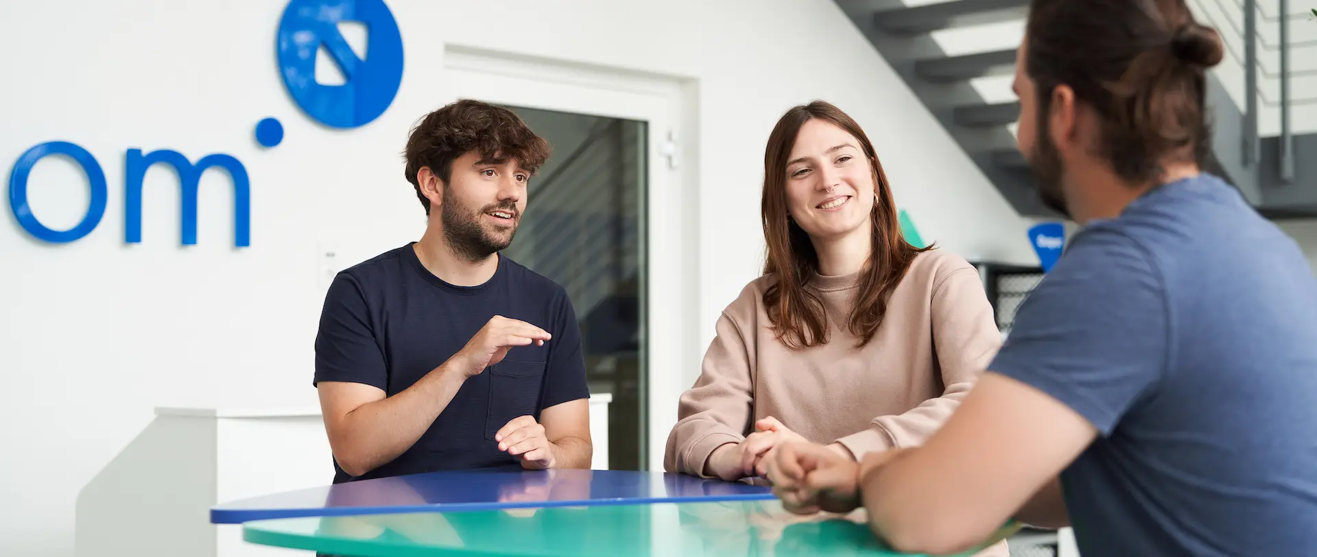 up2talk - remote production by 2wcom - 2wcom